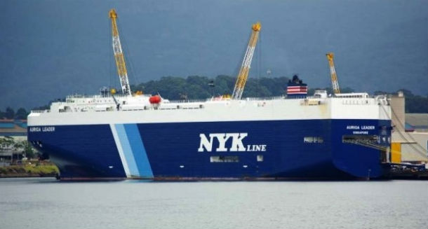 Autos Ecofriendly. : Video: El buque diesel- eléctrico-solar de Toyota.