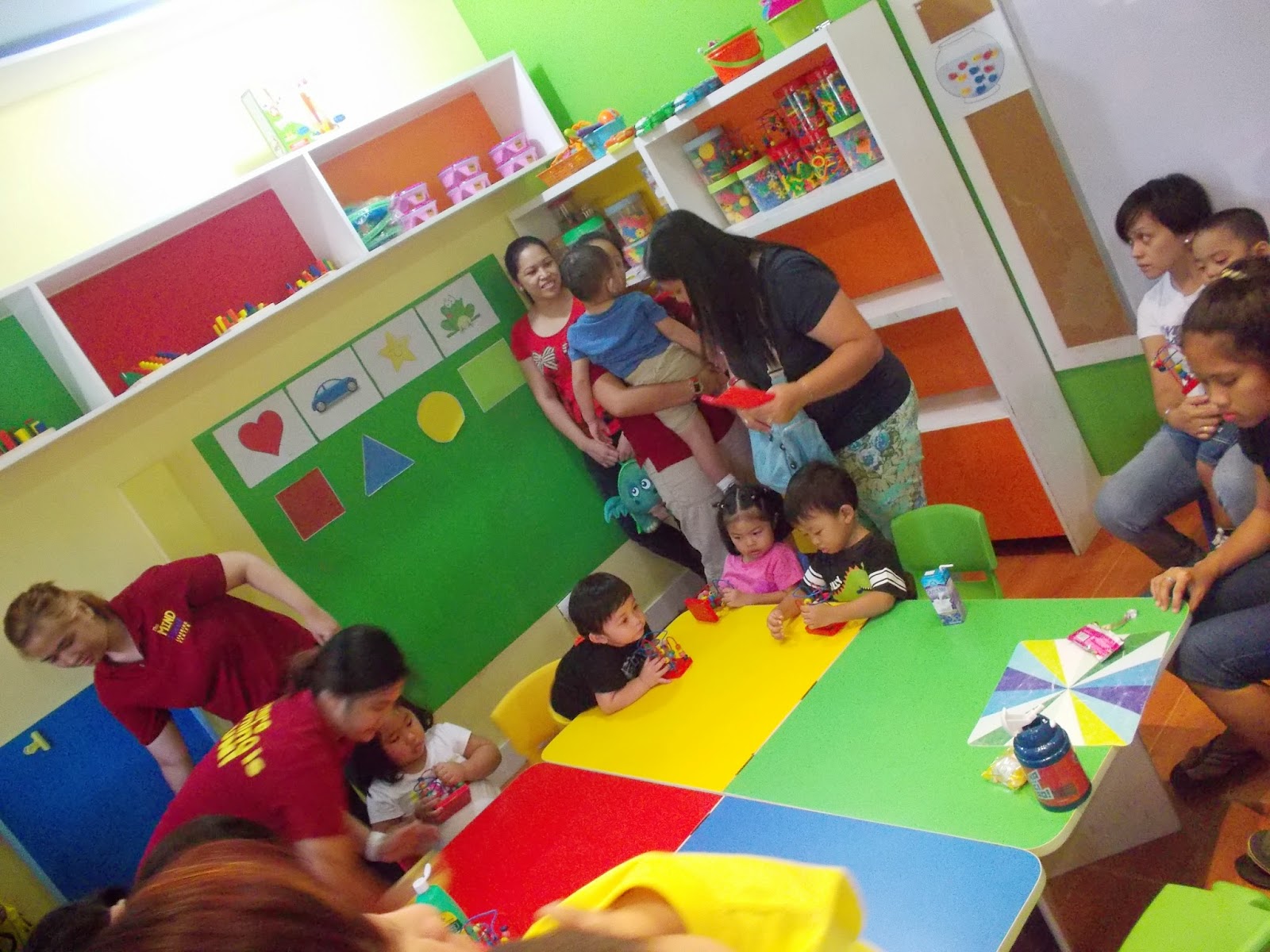 Our First Playgroup Experience - H A P P i M E S S