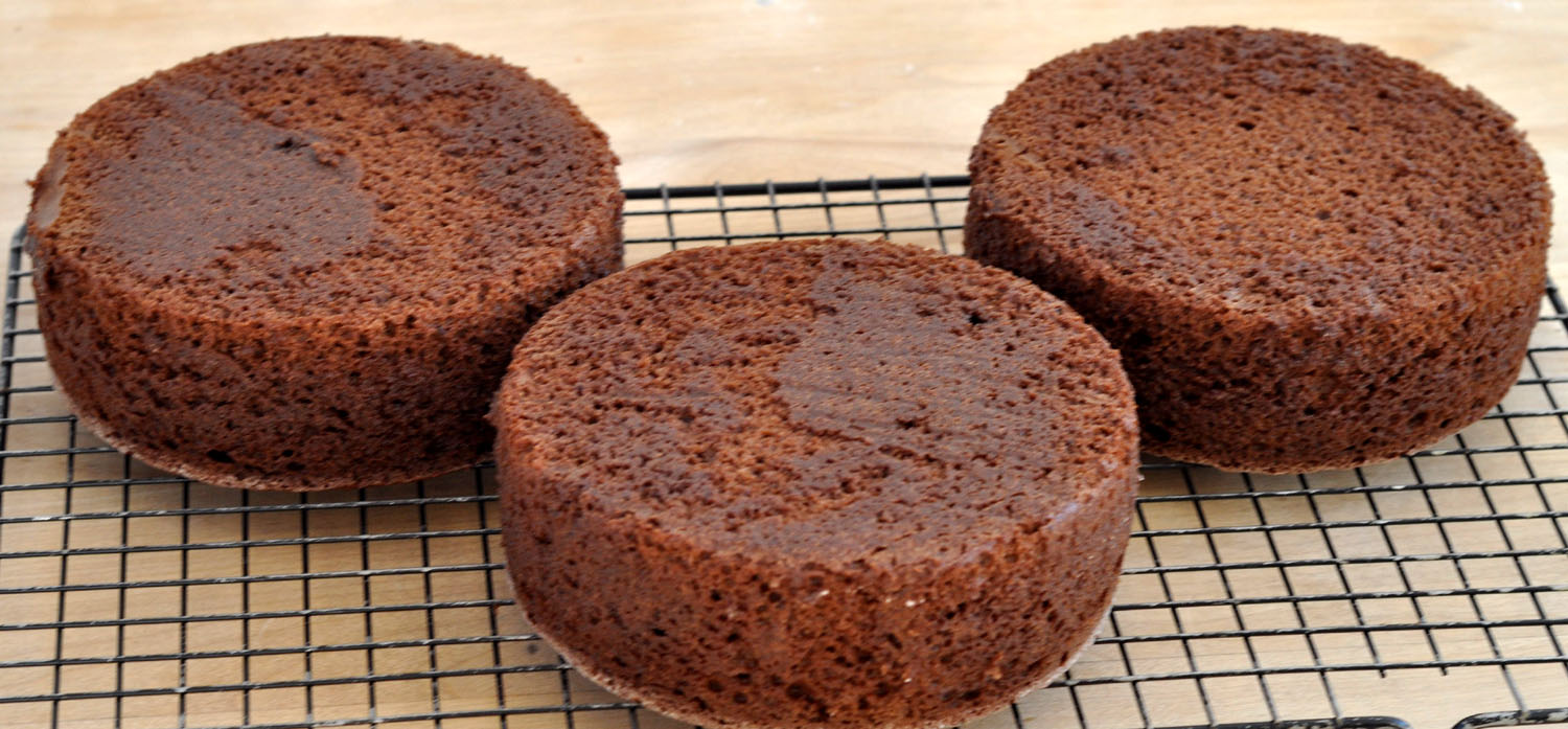 Beki Cook's Cake Blog: The Most Ridiculous Chocolate Cake Ever