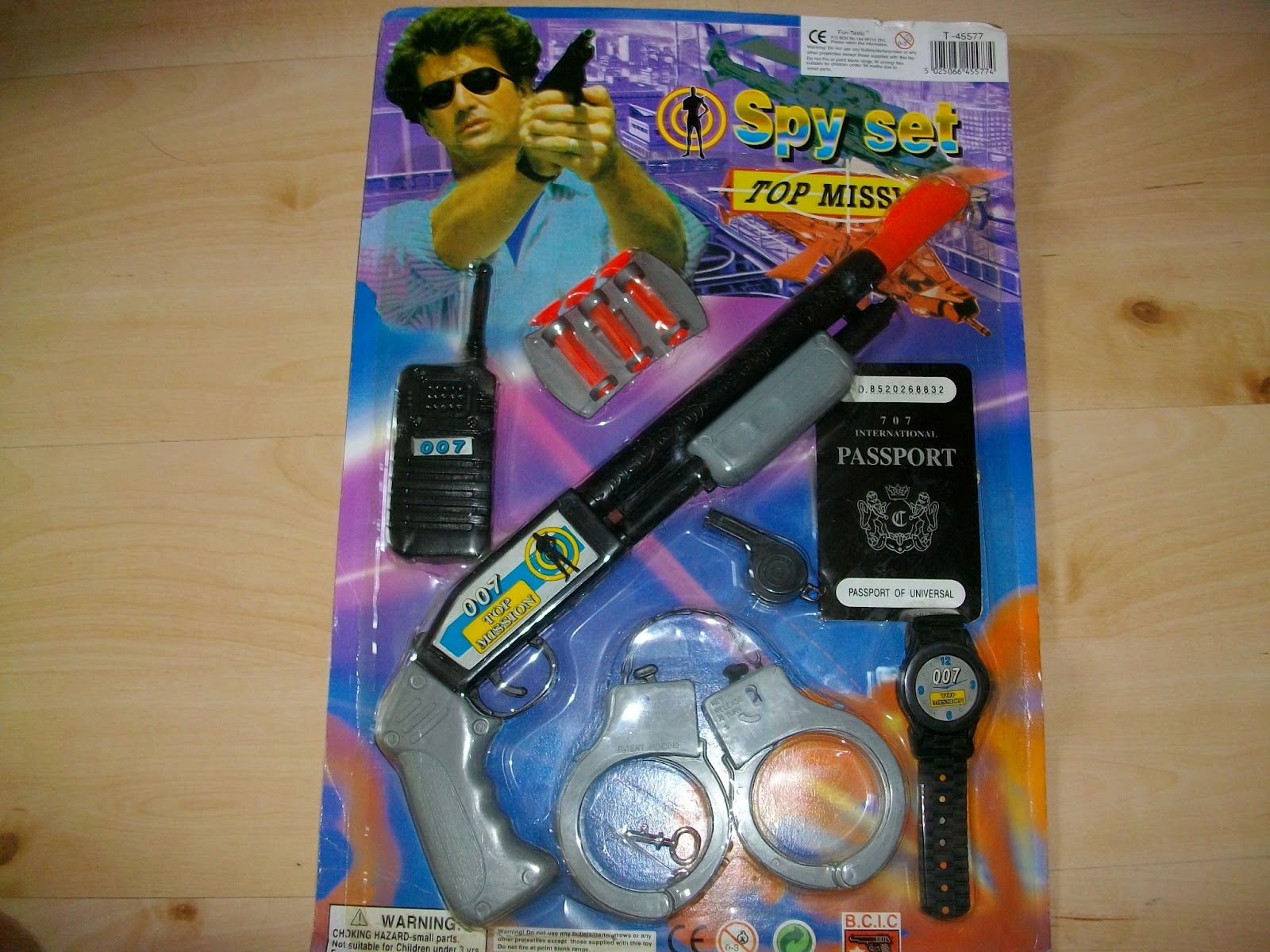 CODE NAME SPY TOY: TOP MISSION 007 James Bond knock off SPY SETS