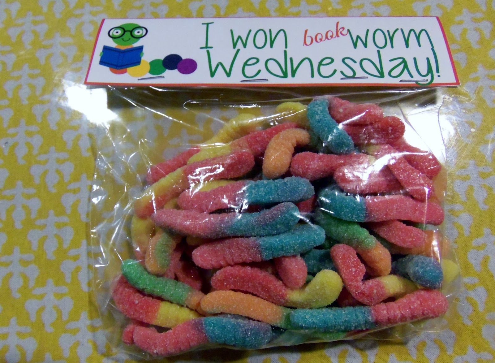 HollysHome Family Life: Worm Wednesday, A Reading Competition on ...