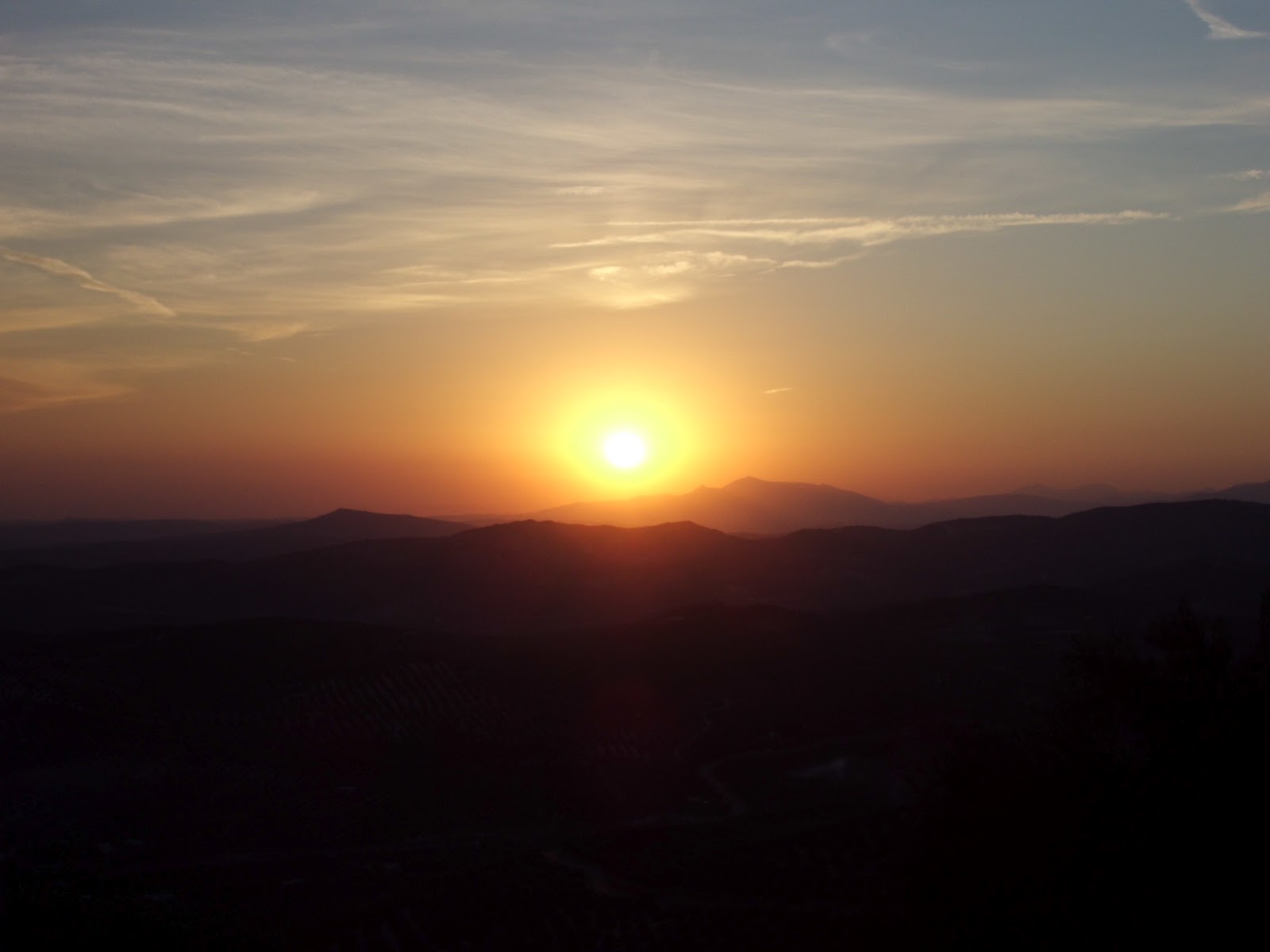 FOTOGRAFIANDO: Amanecer: Sol y lluvia.