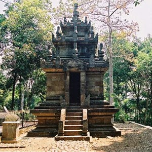 Prasasti-Prasasti Kerajaan Tarumanegara - Hindu Alukta