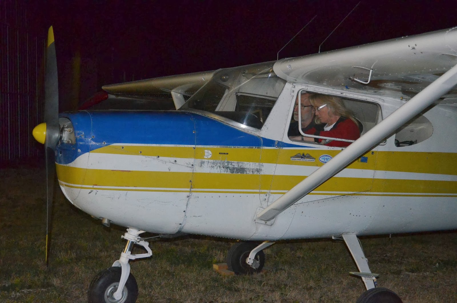 RAA Club Plane with 99s Cessna 150 C-FLUG at Lyncrest Airport, Winnipeg ...