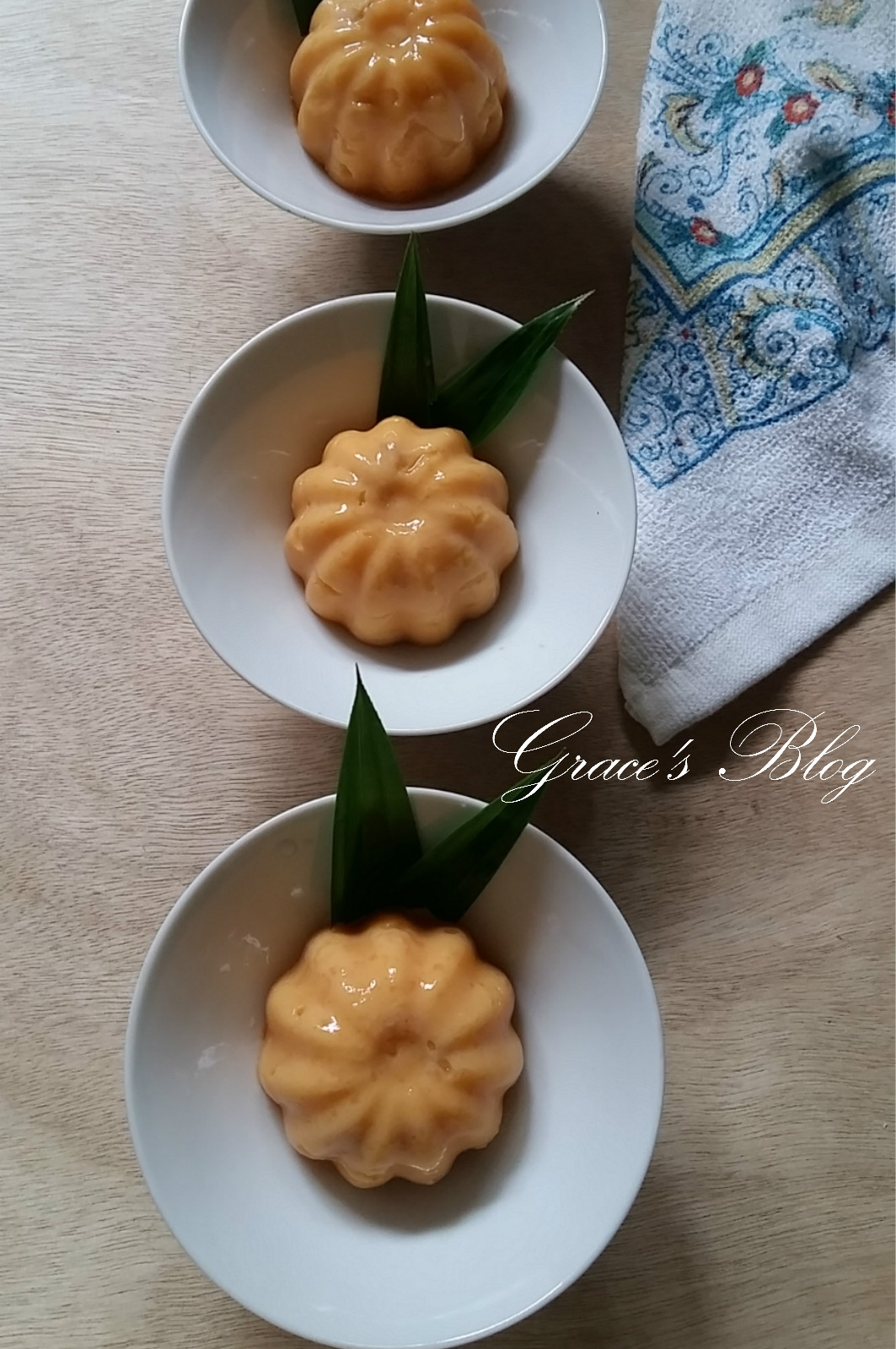 Grace's Blog 欣语心情: 玉米糕 Sweet Corn Kueh