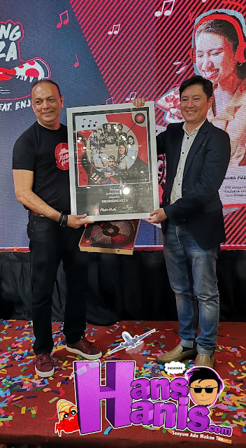 Pizza Hut Memperkenalkan “The Singing Pizza” Pertama Di Malaysia