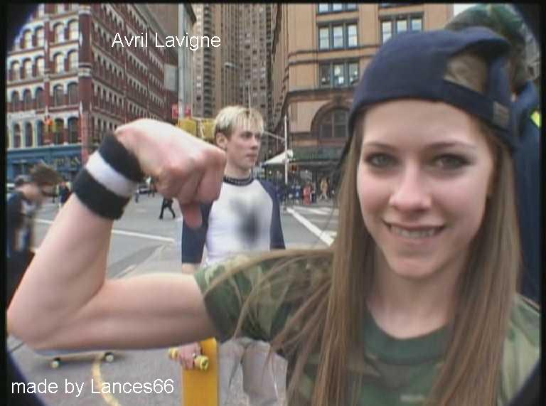 Top 10 Muscular Female Celebrities with Biceps