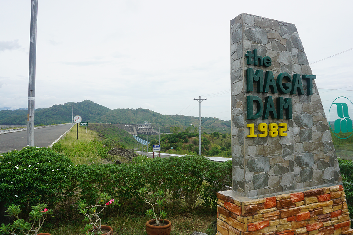 Visiting Isabela's Magat Dam | Farm Boy in the City