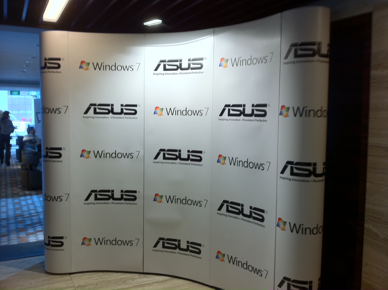 New Horizons - FlamezGraphics Portfolio: Asus product launch