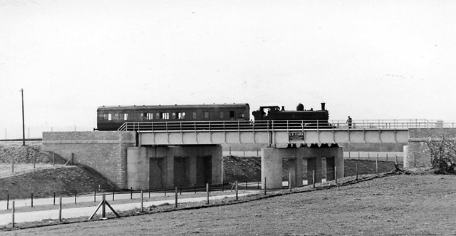 Malvern's Lost Railway: Ripple M50 Bridge