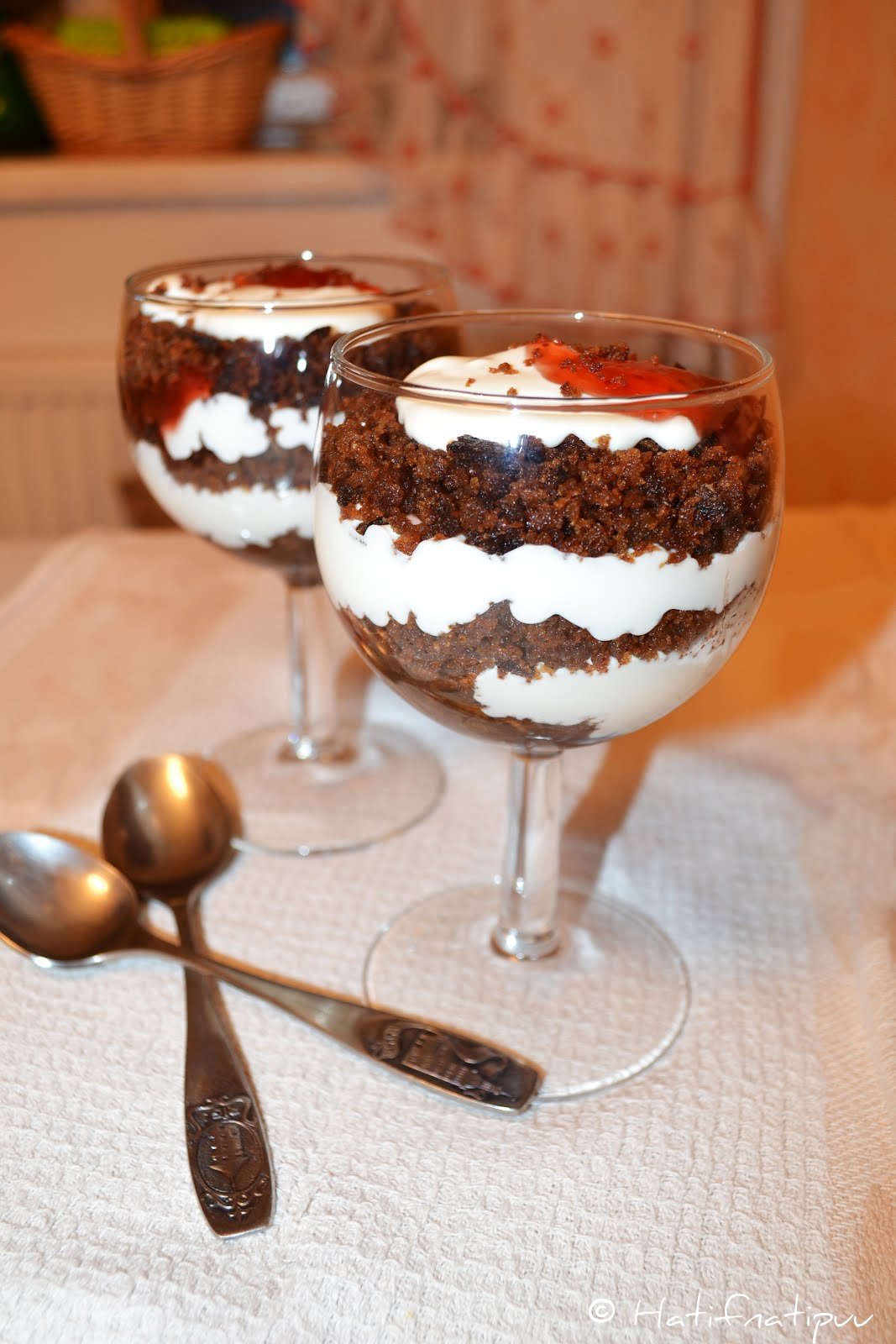 Hatifnati puu: Kihiline leiva-kohupiima magustoit Vana Tallinnaga