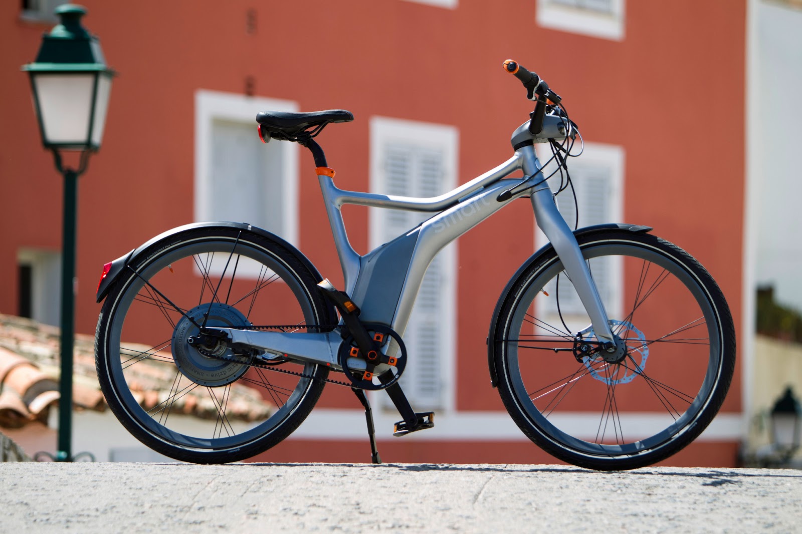 frivoliciouz: PICK OF THE WEEK: SMART EBIKE AT MILAN DESIGN WEEK