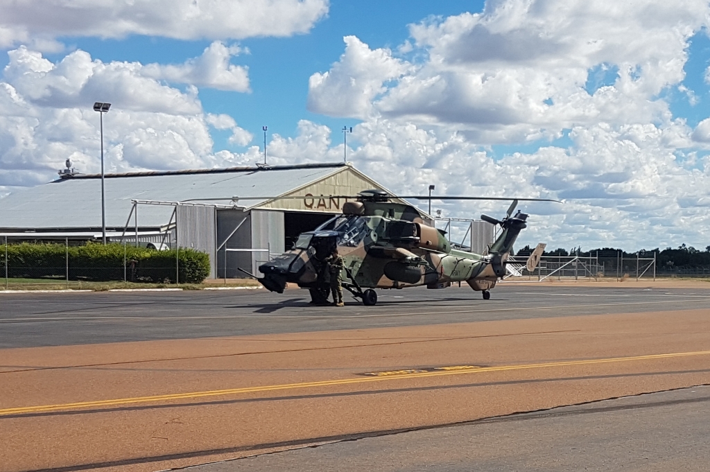 Central Queensland Plane Spotting: Australian Army Eurocopter (ARH ...