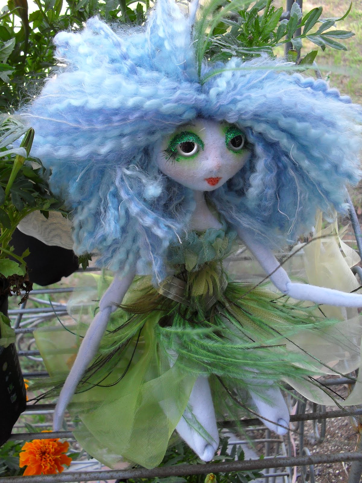 KAERIE FAERIE: BLUE SONG BIRD FAE