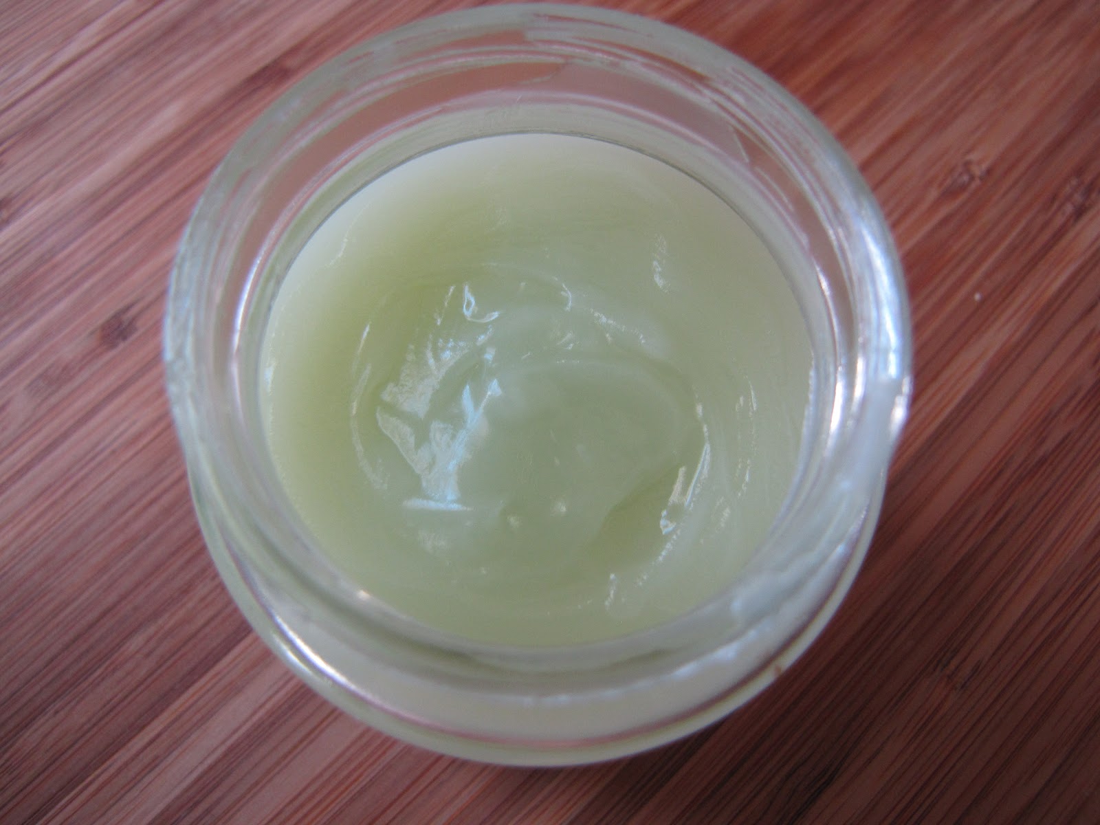 COMO TENER TU CUERPO SANO: APRENDE A PREPARAR TU PROPIO VAPORUB EN CASA COMO TENER TU CUERPO SANO: APRENDE A PREPARAR TU PROPIO VAPORUB EN CASA