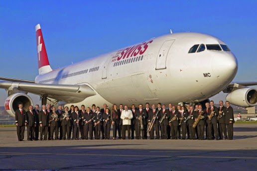 Latschariplatz-Blog Nr. 22 > Latschariplatz "It's Show Time": "It’s ...