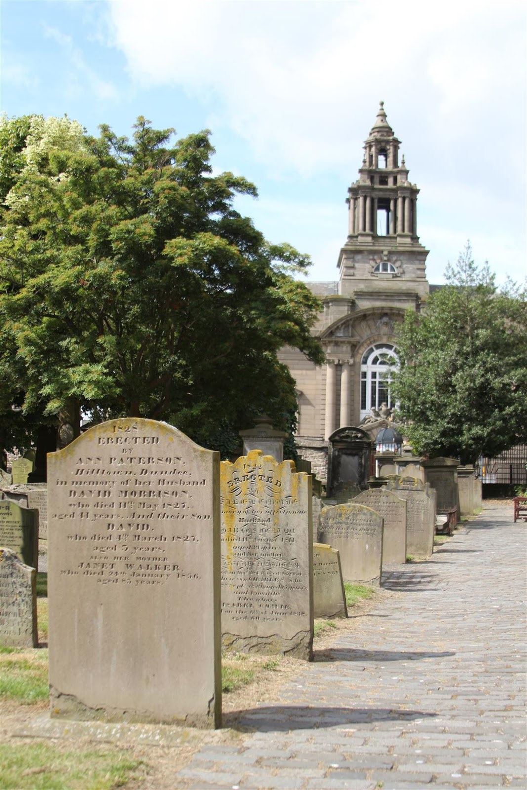 emuse: Dundee Howff cemetery