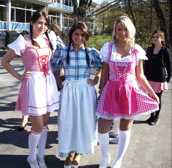 Much Ado About Nothing: Mottotag 5 - Oktoberfest