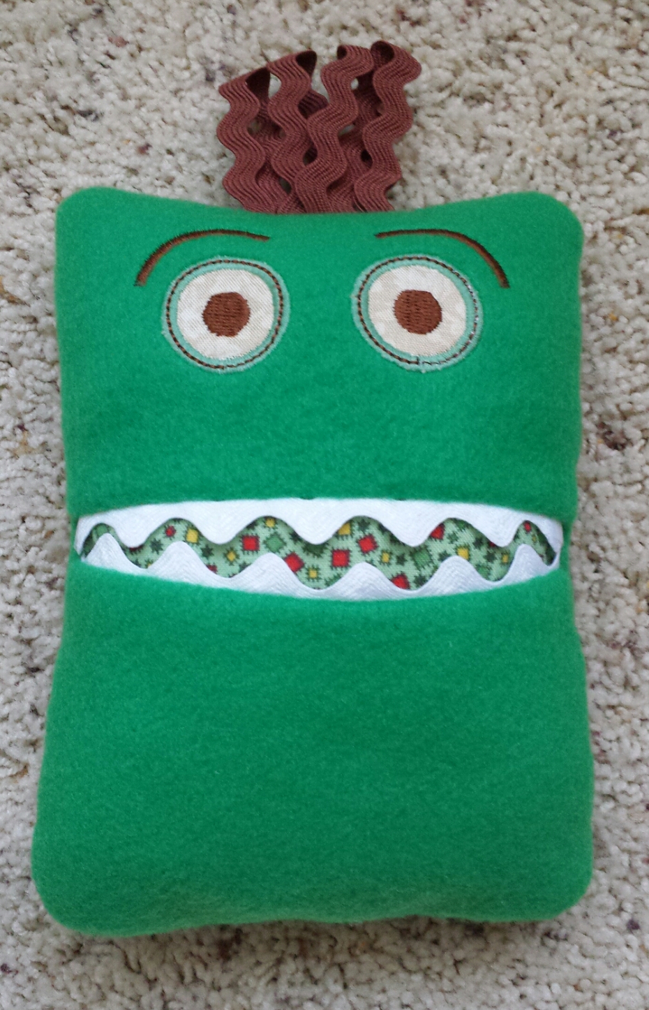 SewWonderful: Tooth Monster Pocket Pillow