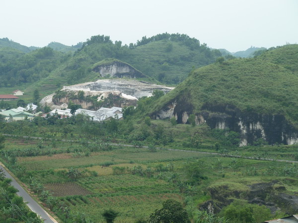 Caving in SE Asia: Gunung Sewu cockpit karst in Java