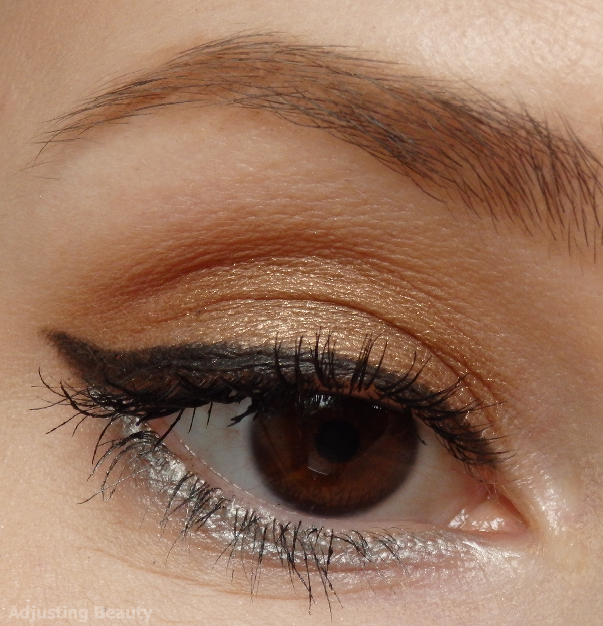 Prepare for Summer with Avon Glow Collection - Adjusting Beauty