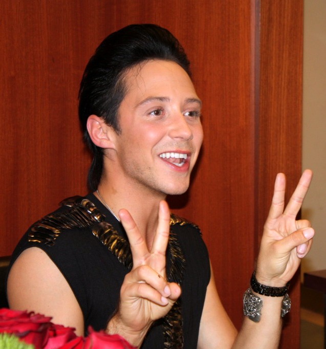 The Best of Binky's Johnny Weir Blog: Macy's: The Gift That Keeps On ...