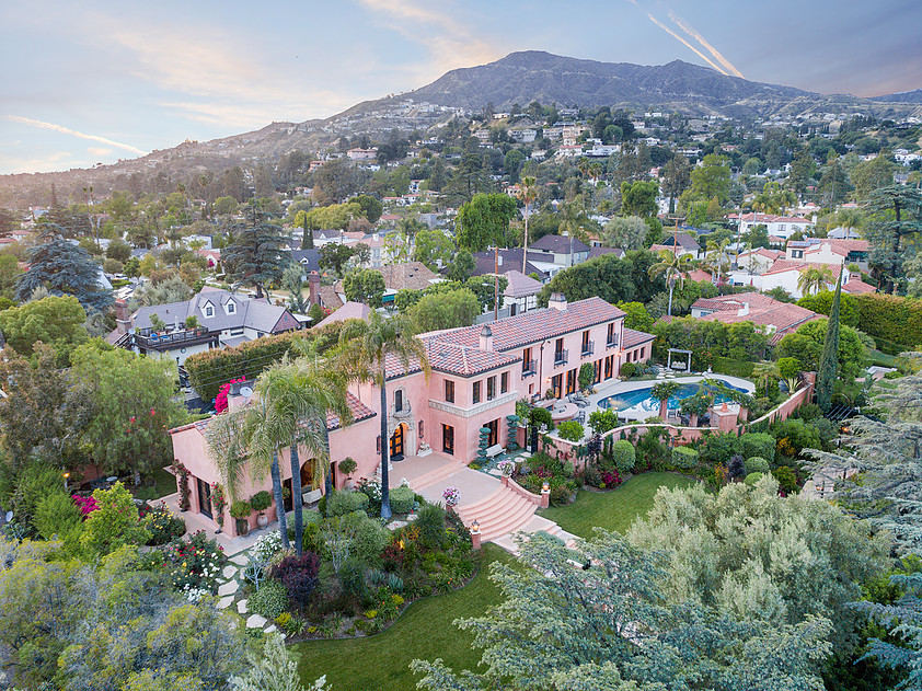 Sweet House Dreams: 1925 Spanish Baroque Estate in Glendale, California