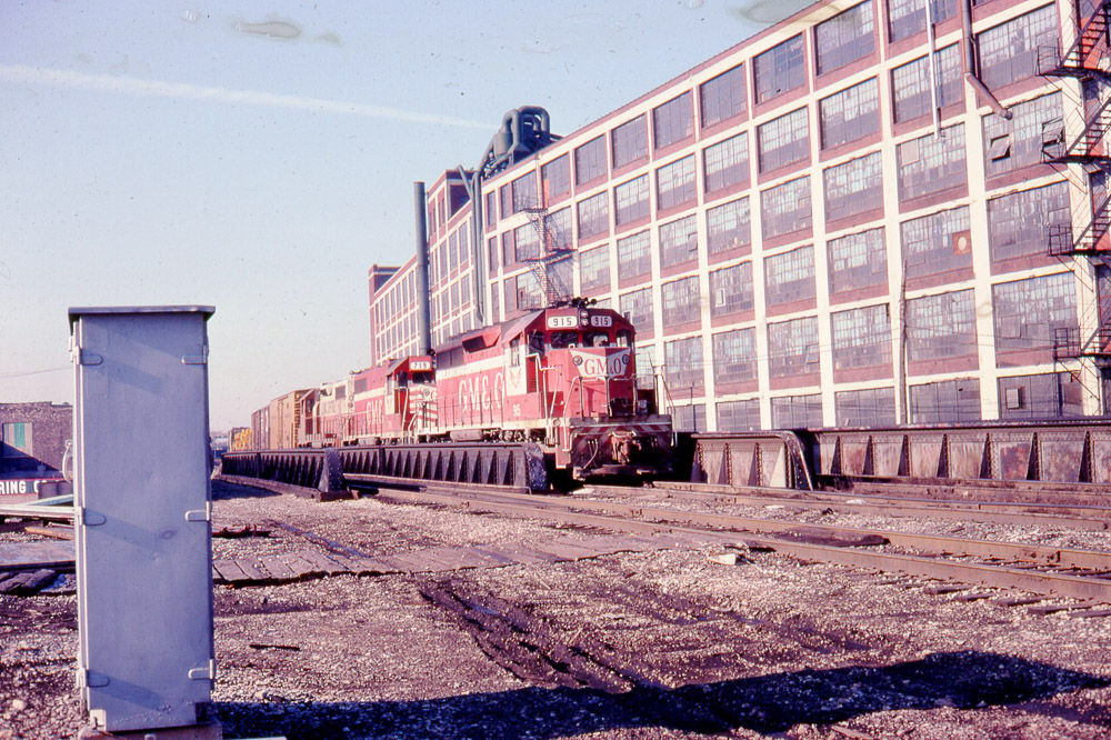 Towns and Nature: Chicago, IL: Cuneo Press