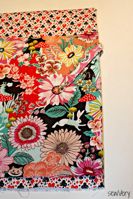 sewVery: Wonderland Blog Hop: Chair Pocket Tutorial