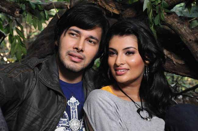 Cinema Actress Gallery: Kaatu puli Movie Stills