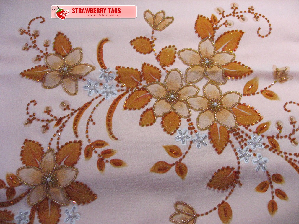 ~StrawBerry TaGs~: Kain Bunga Manik...