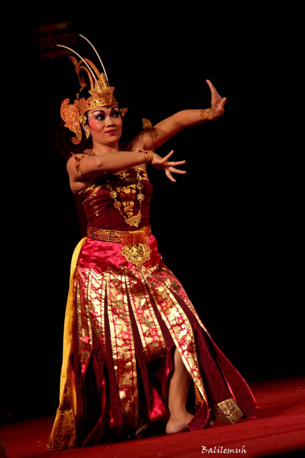 Bali Lemuh (Foto Hiburan, Seni dan Budaya Bali): BALI ALLOY