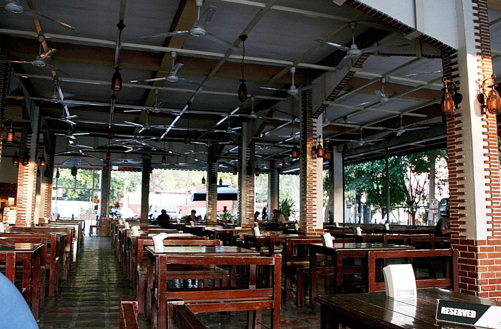 All about the nomz and the gulps!: Kebab heaven @ Mr. Kebab, West Ave.