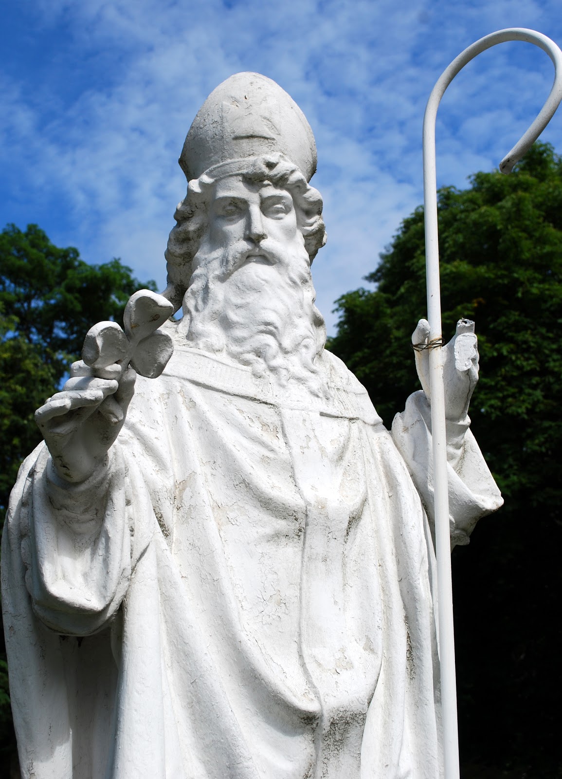 Mille Fiori Favoriti: Saint Patrick's Grave in Downpatrick, Northern ...
