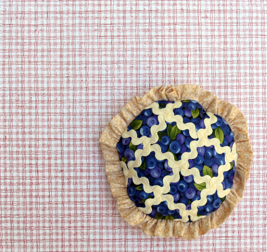 Inspired by Fabric: Summer of Sewing: Pie Pincushions