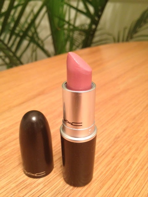 M I S S M E L I A A: Review | MAC Angel Lipstick