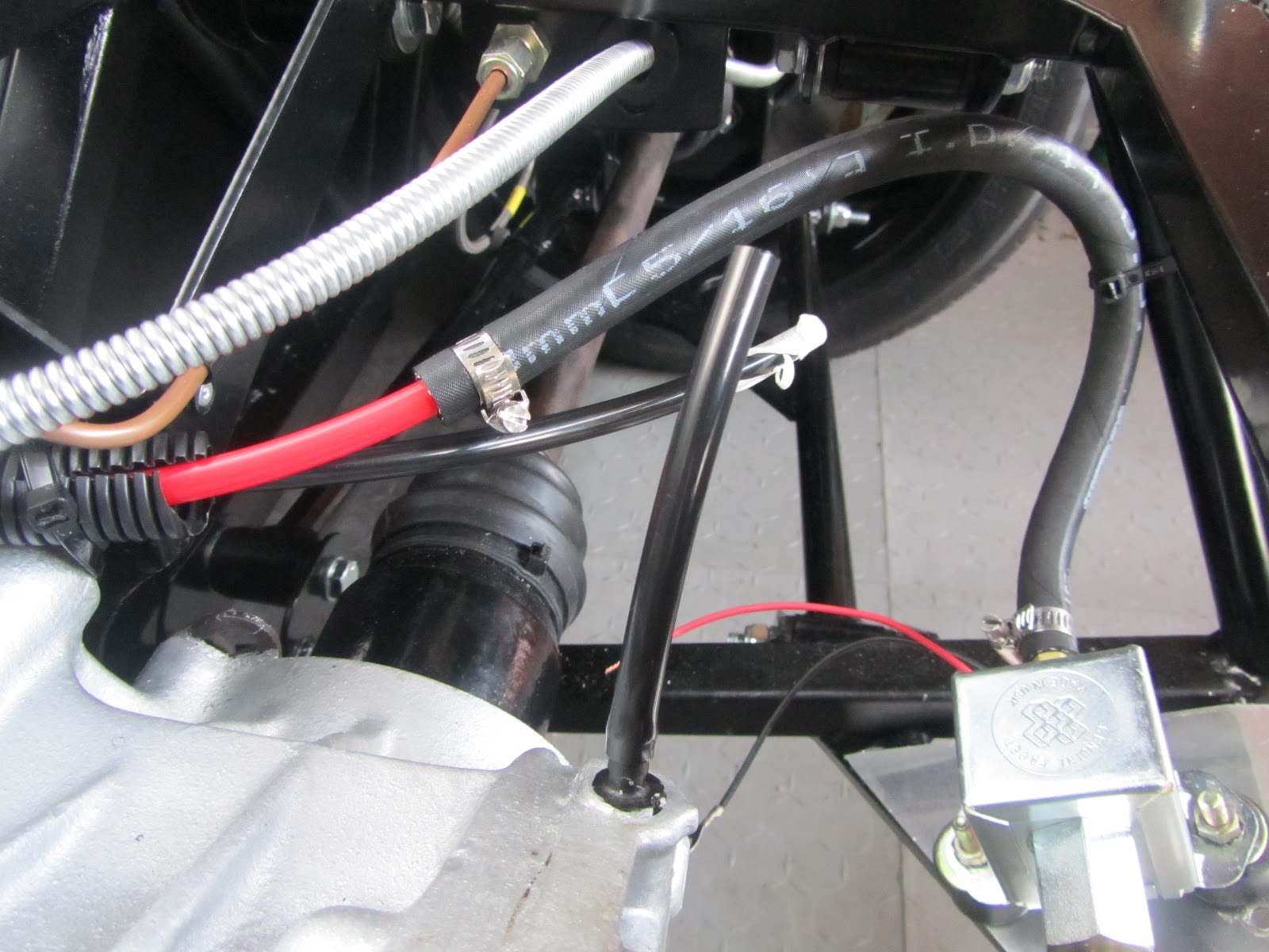 Richard's GBS Zero: Low pressure fuel line