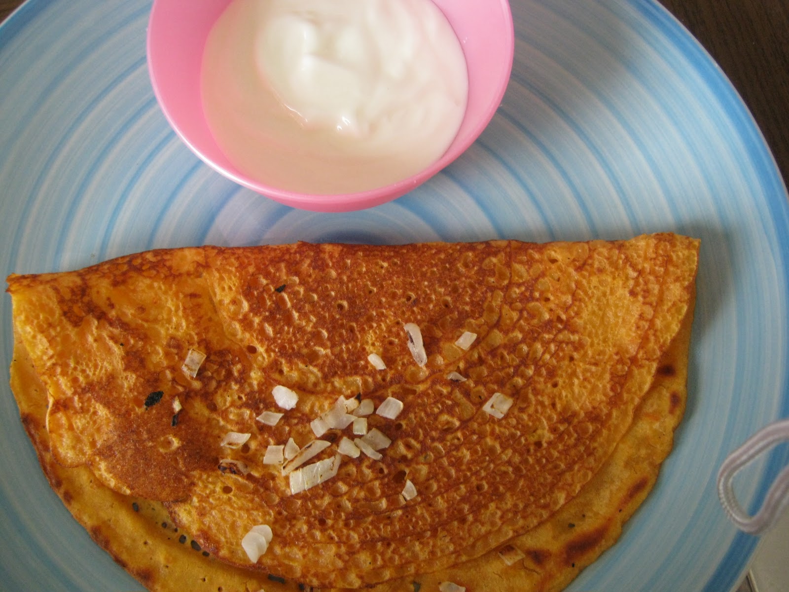 Sri's kitchen: Tomato omlet (or) tomato dosa