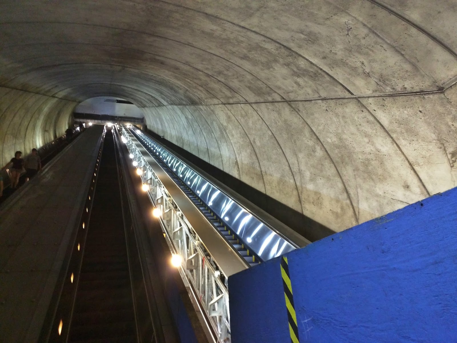 Robert Dyer @ Bethesda Row: Sneak peek at new Bethesda Metro escalator ...