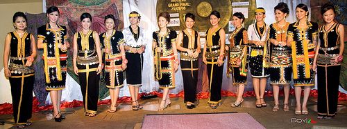 Salam Malam Jumaat: Tadau Kaamatan