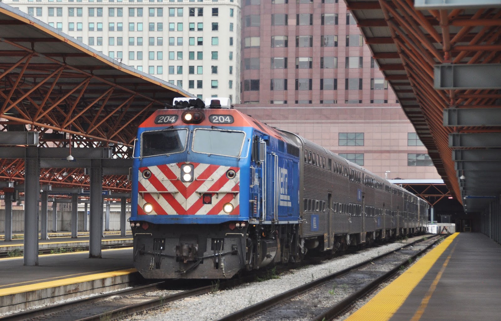 Trains Today: EMD F40PH- Powering America