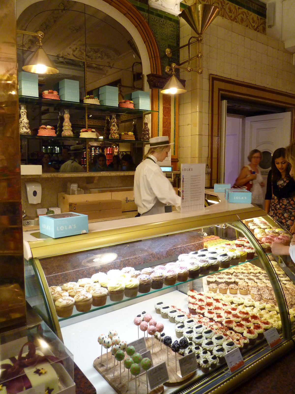 Cupcakin It Up! ~ Cupcake Reviews, Cupcake Designs, and Cupcake ...