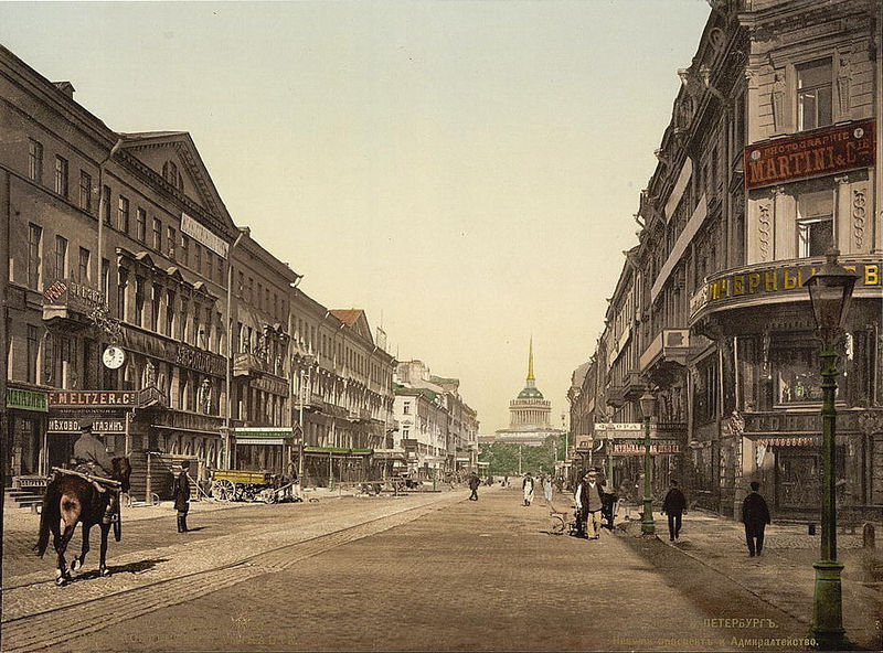 .: PERSPECTIVA NEVSKI, UNA AVENIDA DE 4 KM, EN SAN PETERSBURGO