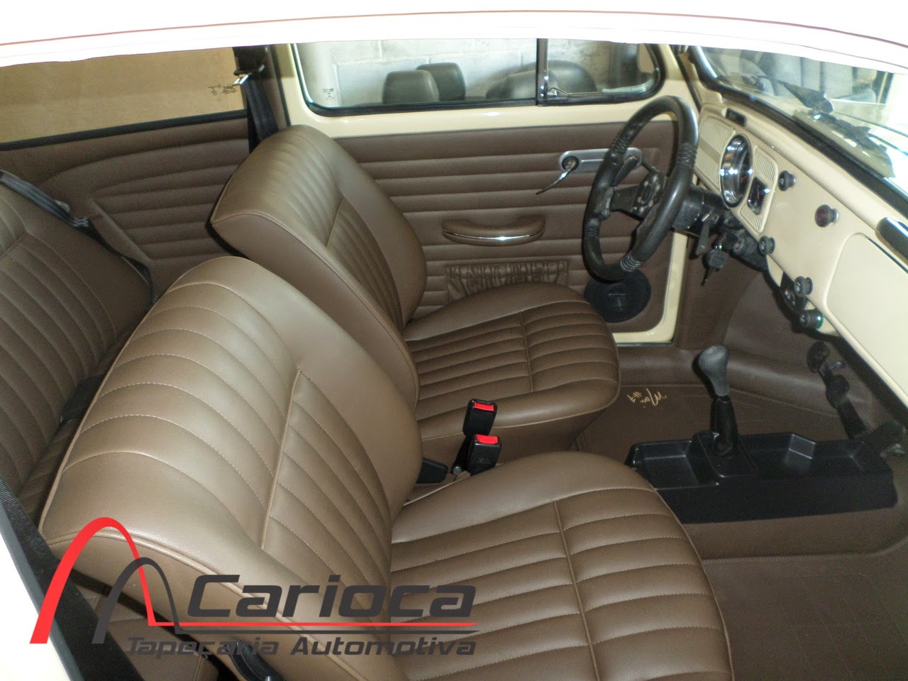 CARIOCA TAPEÇARIA: Fusca Bege