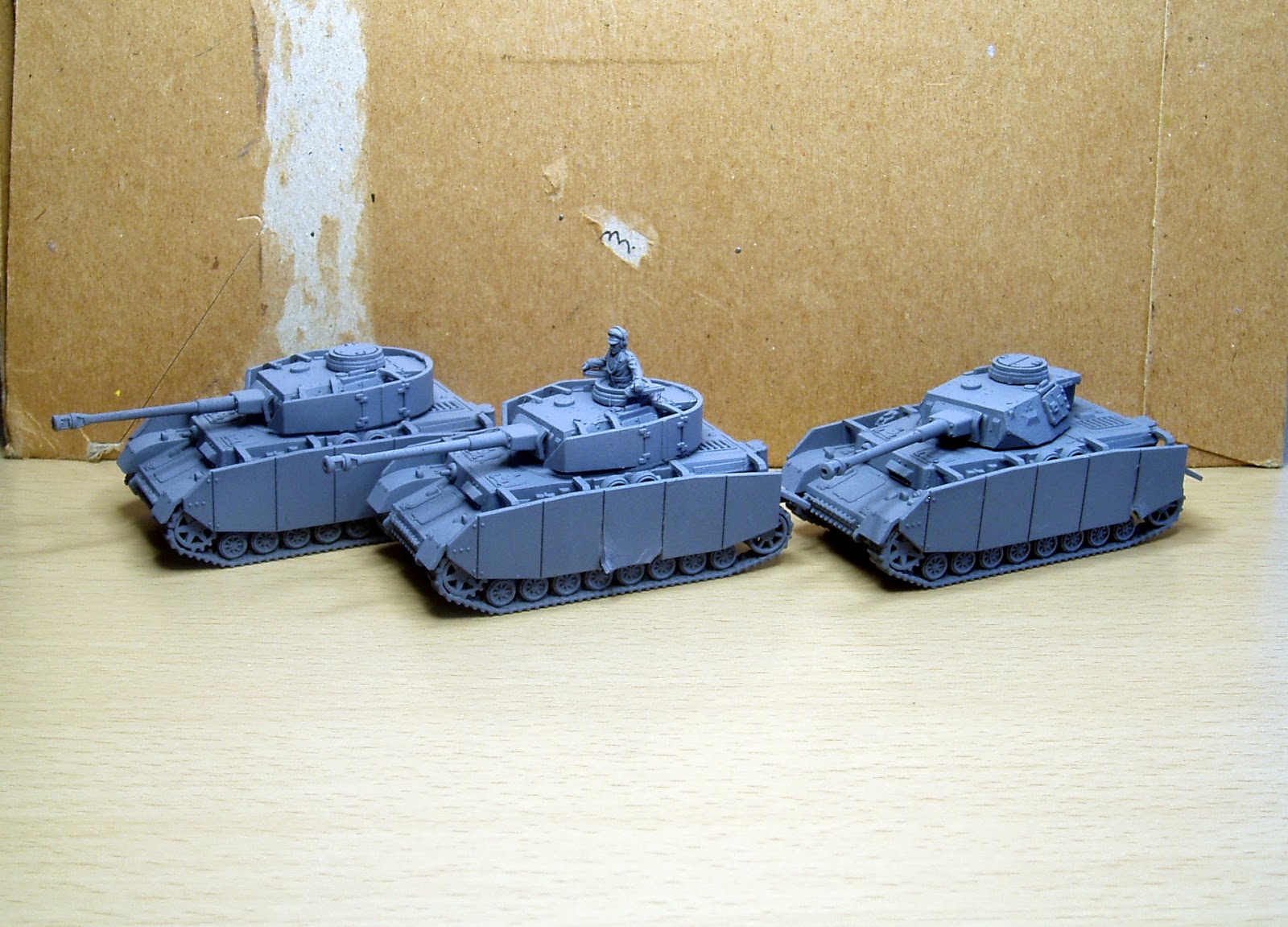 Aurelius Legion: Plastic Soldier Company 1/72 Scale German Panzer IV - WIP
