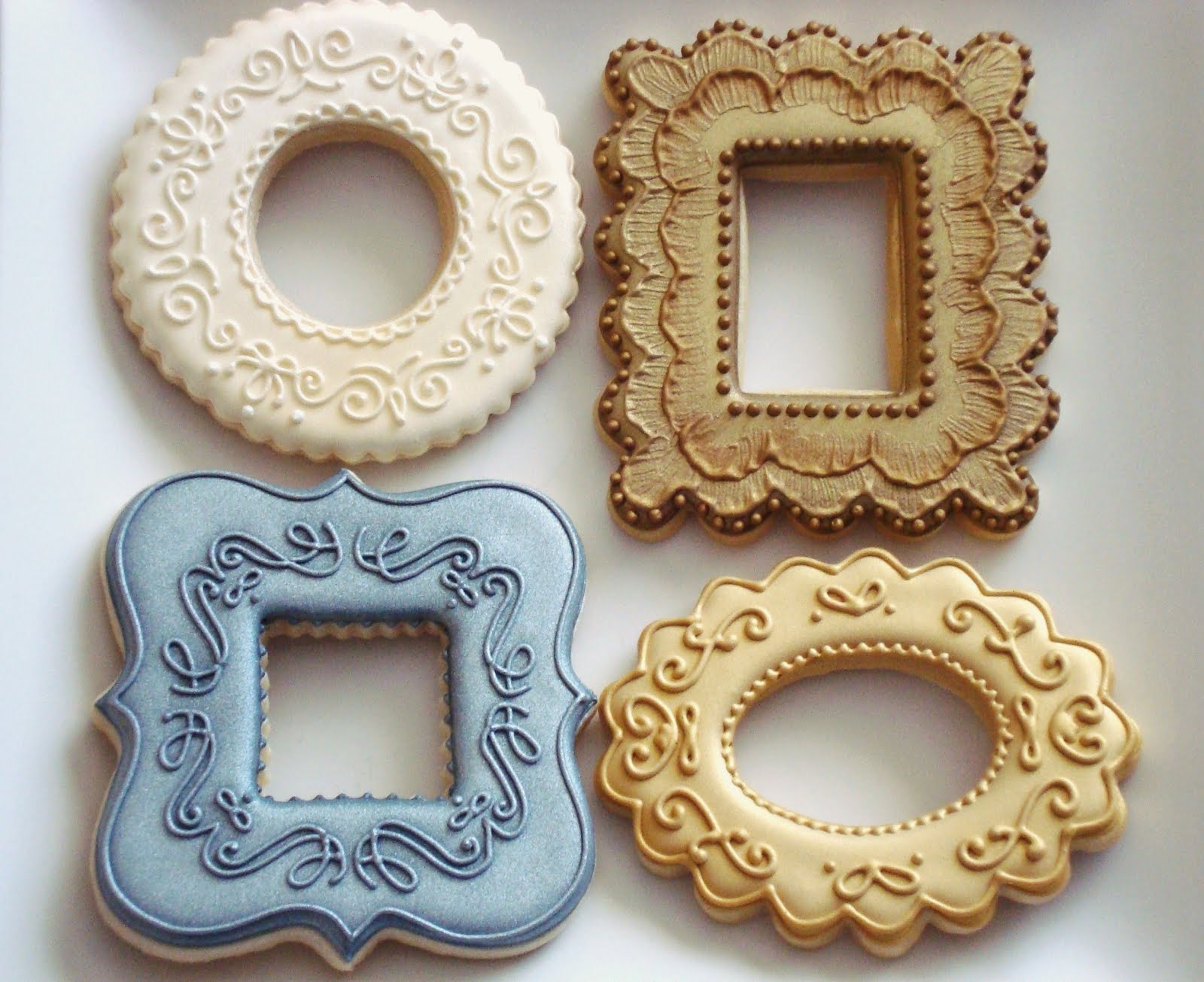 frame3.JPG (1600×1305) | Sugar cookies decorated, Cookie decorating ...