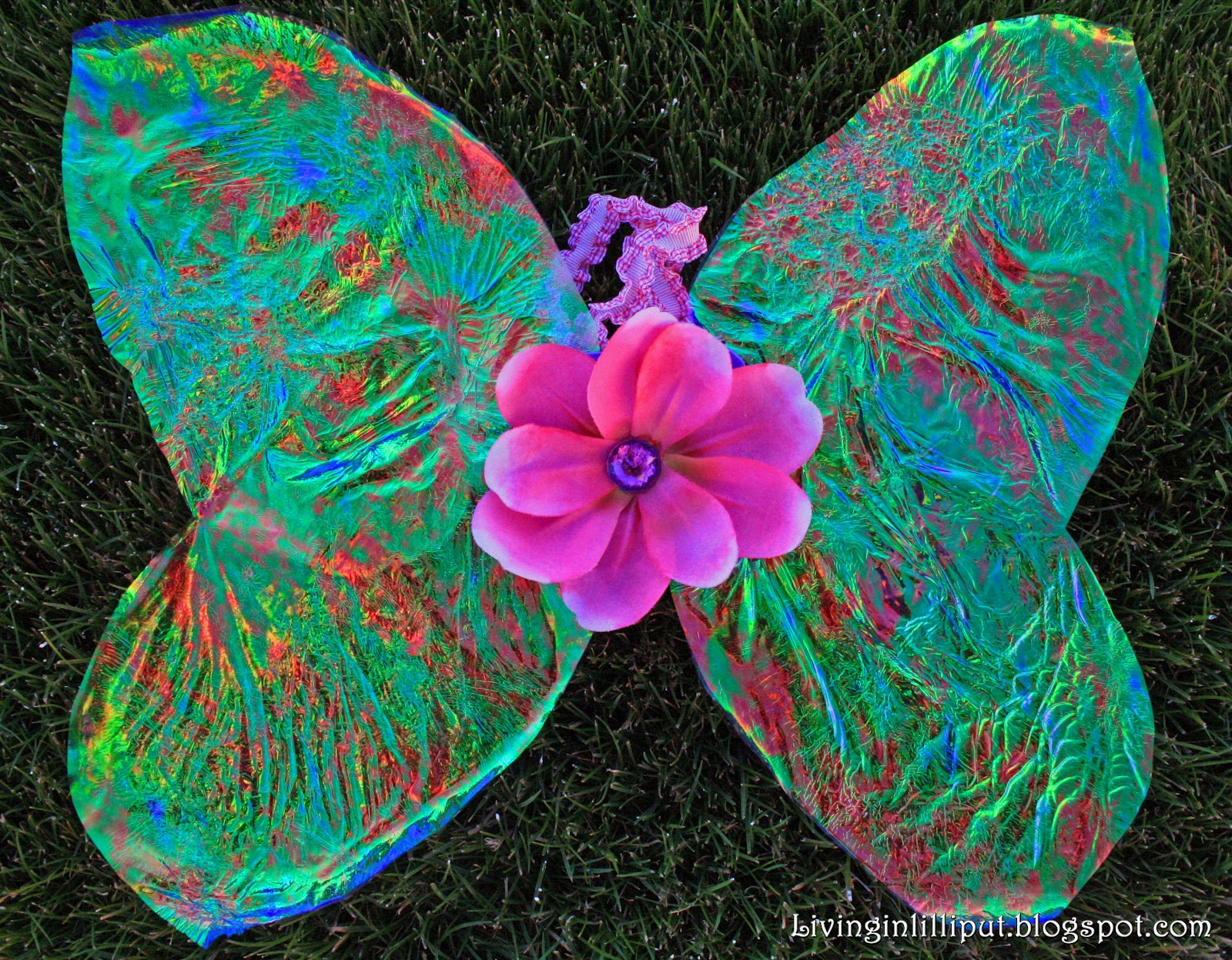 DIY Gossamer Fairy Wings From Cellophane Wrap Living In Lilliput diy-gossamer-fairy-wings-from-cellophane-wrap-living-in-lilliput