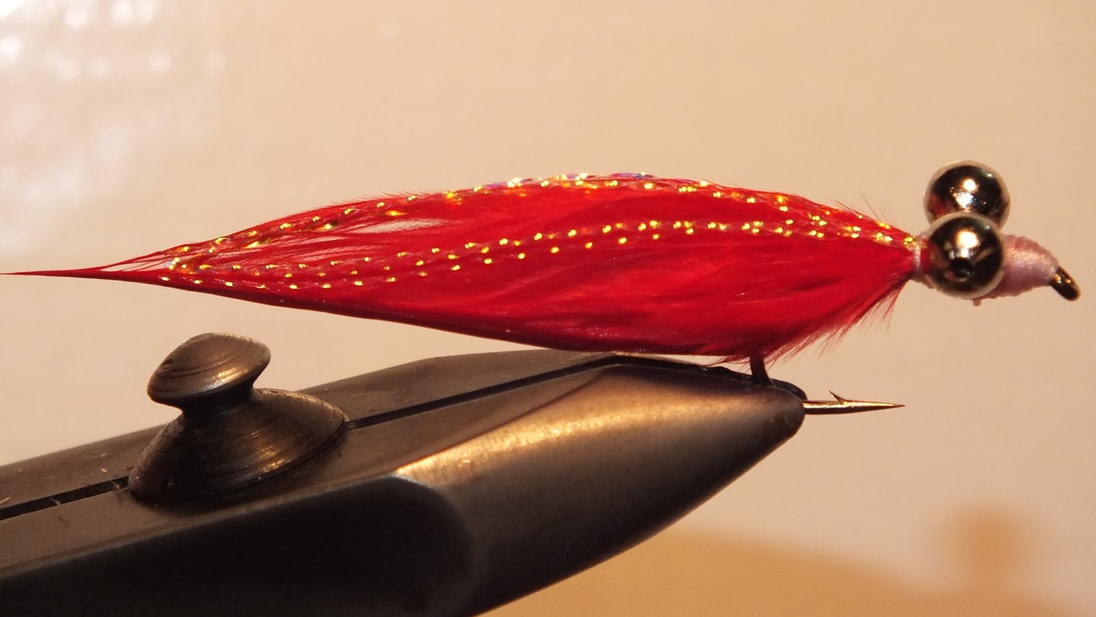 Pescuit cu musca artificiala: Streamere/Muste AVAT