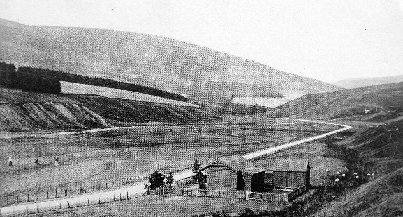 Tour Scotland: Old Photograph Golf Course Innerleithen Scotland