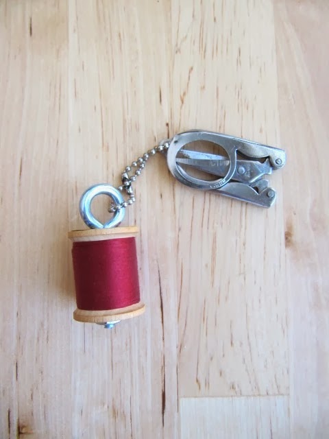 Sew Many Ways...: Spool of Thread Key Chain...